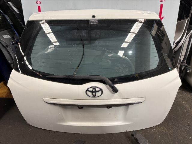 Toyota Corolla NZE141 Complete Tailgate