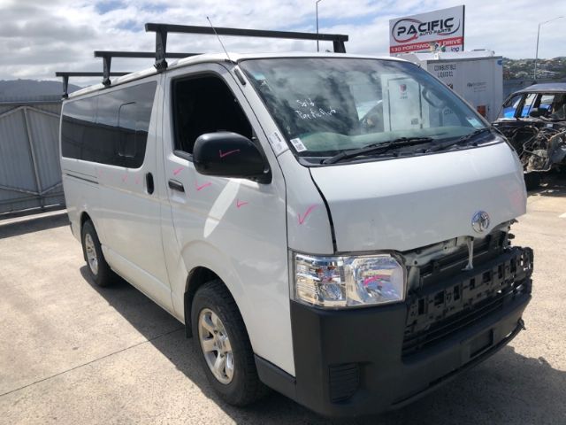 Toyota Hiace KDH200 03/05-09/06