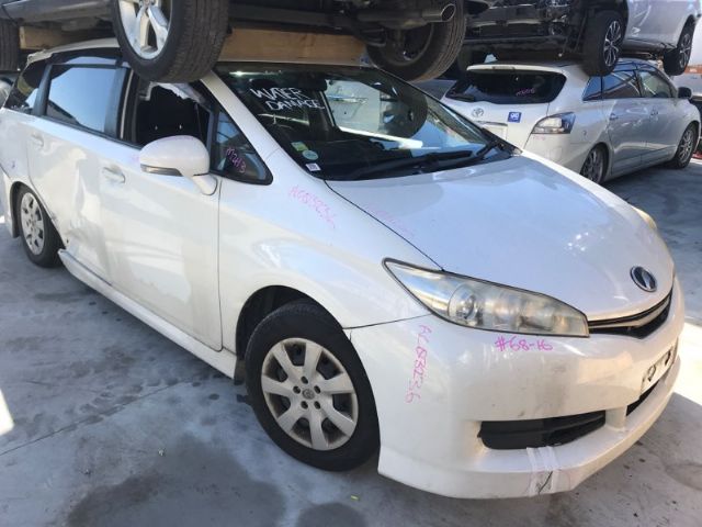 Toyota Wish ZGE20